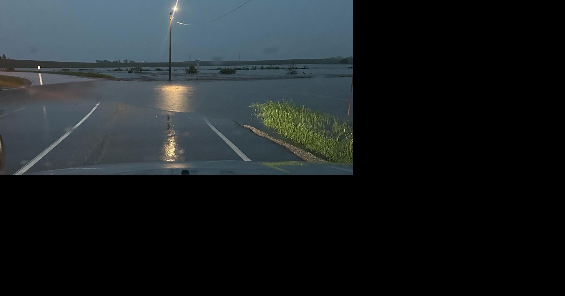 Highway 57 near Aplington closed due to flooding | News | kwwl.com