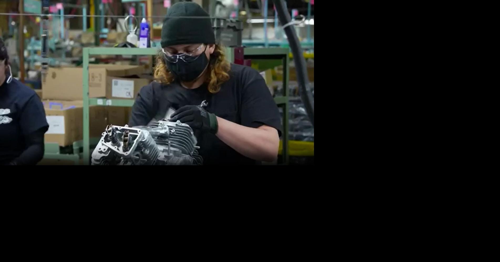 Governor Reynolds signs bill loosening child labor laws in Iowa | Top ...