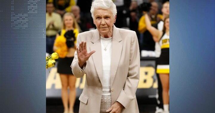 Christine Grant, first University of Iowa women's athletic director and ...