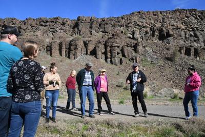 Washington scablands tour explores Native history, sacred sites | News ...