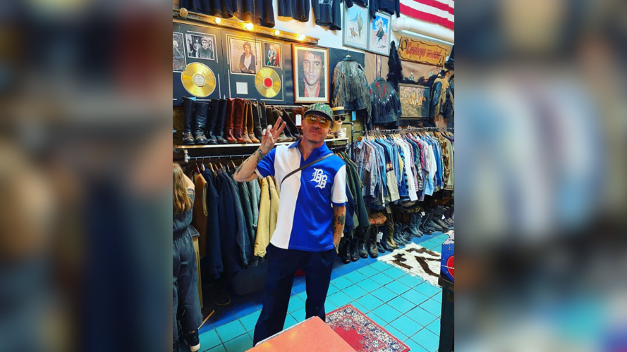 Macklemore visits local vintage clothing stores ahead of Spokane show ...