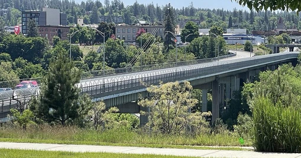 Maple Street Bridge back open after police respond to mental health ...