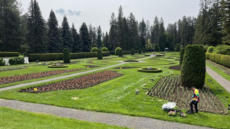 Volunteers wanted to complete Duncan Garden on time | News | kxly.com