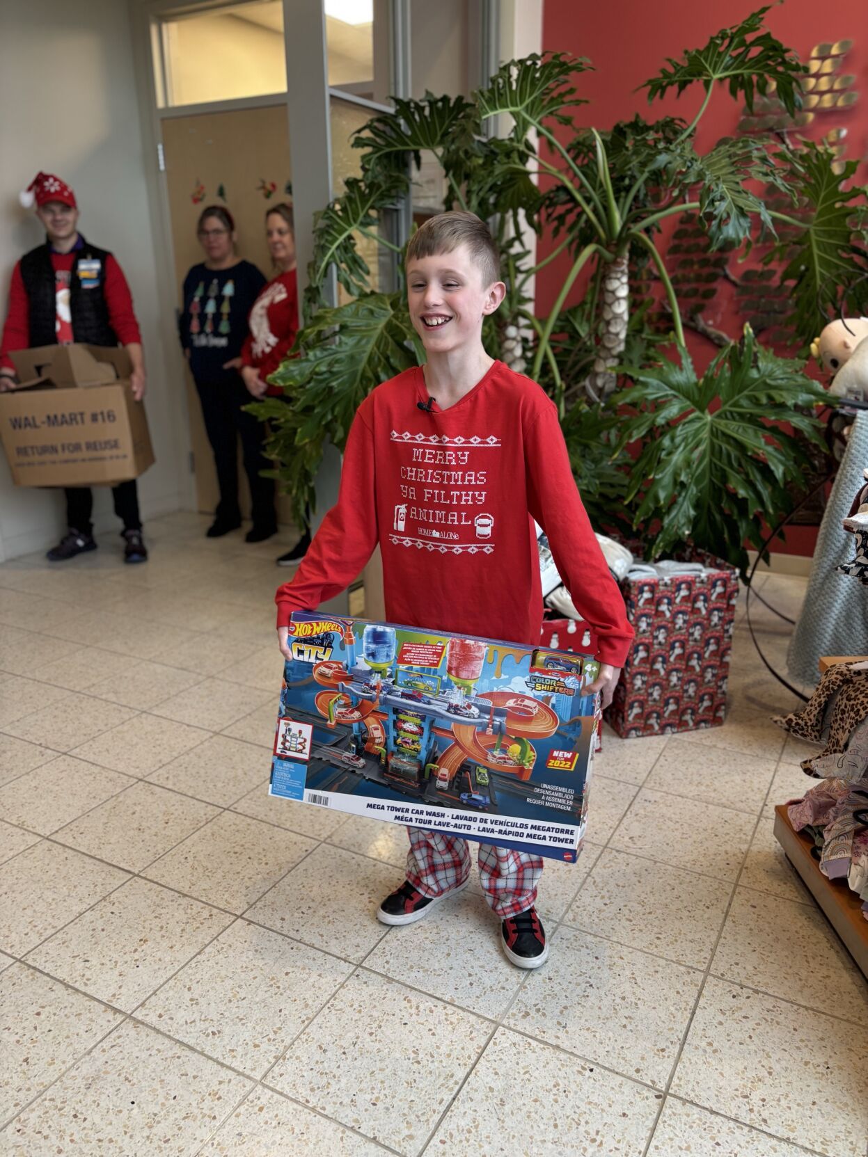 Sacred Heart Hospital accepts largest toy drive donation in its six ...