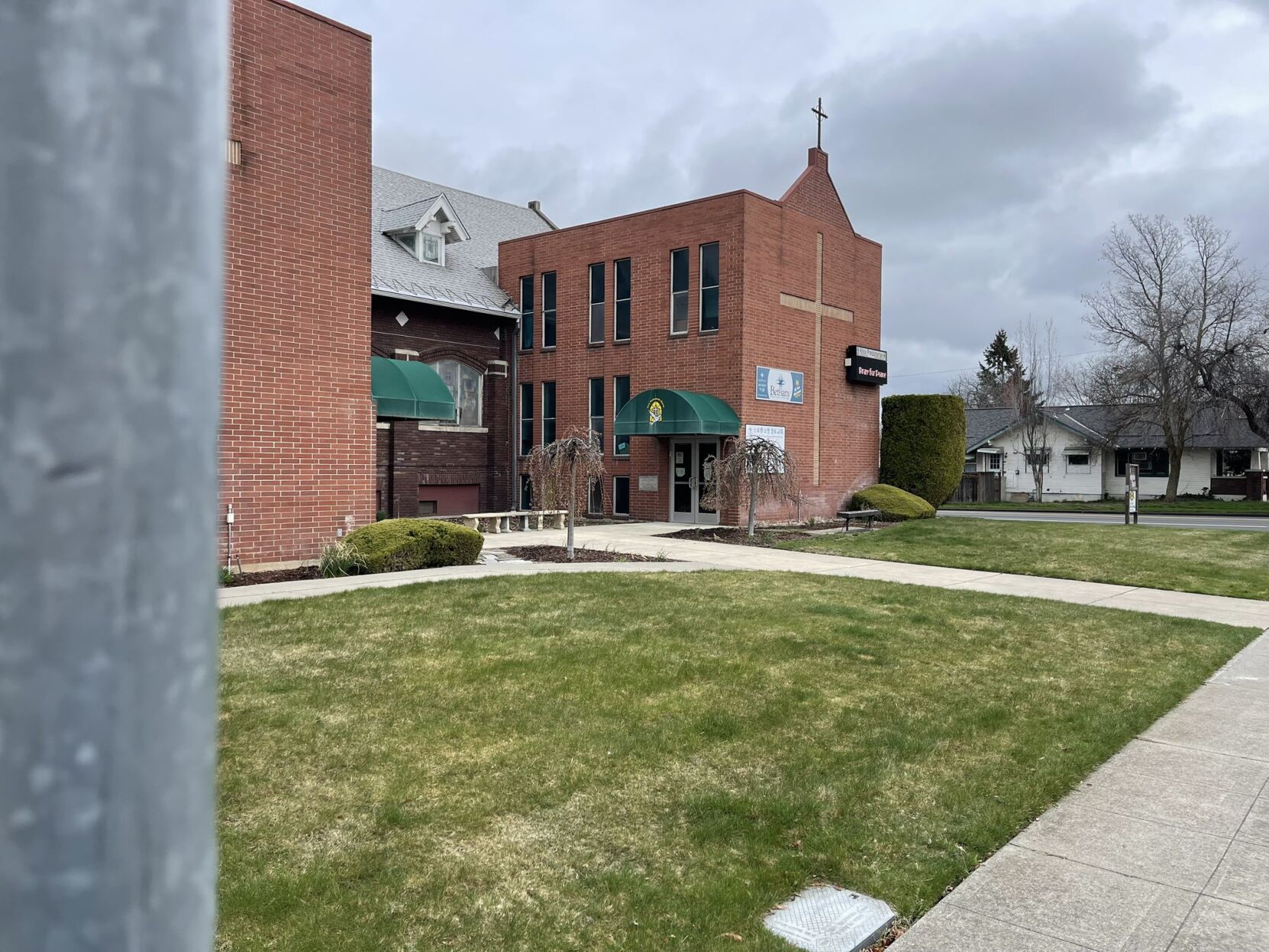 New shelter for homeless women opens at Knox Presbyterian Church in ...
