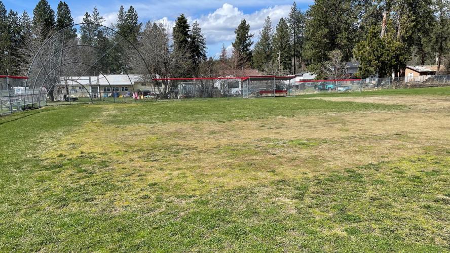 Diamonds and Dreams heading to the Chuck Holt Memorial Field in ...