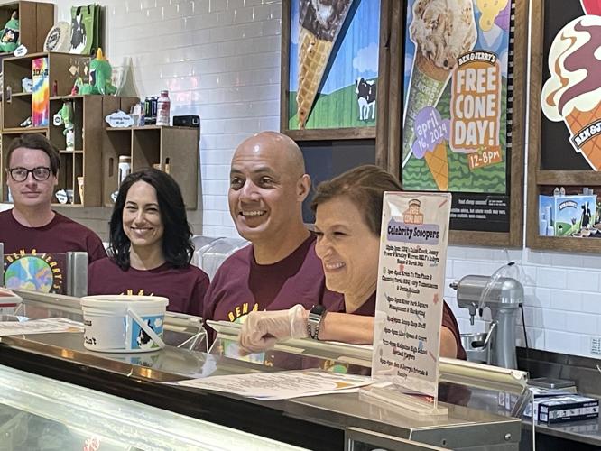 GALLERY: KXLY's Robyn Nance and Derek Deis serve up scoops at Ben ...