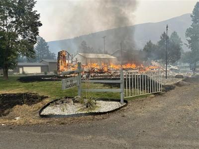 Myrtle residents fight to protect their community from Gwen Fire | News ...