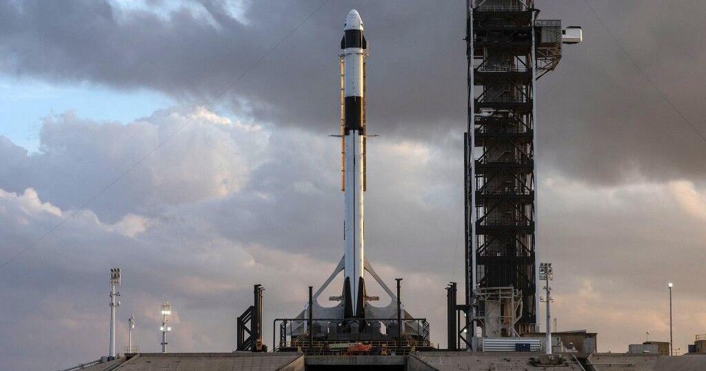 Spacex Crew Dragon Docks With The Space Station In Demo Flight