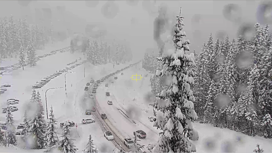 Illegally parked cars force US 2 closure at Stevens Pass | News | kxly.com