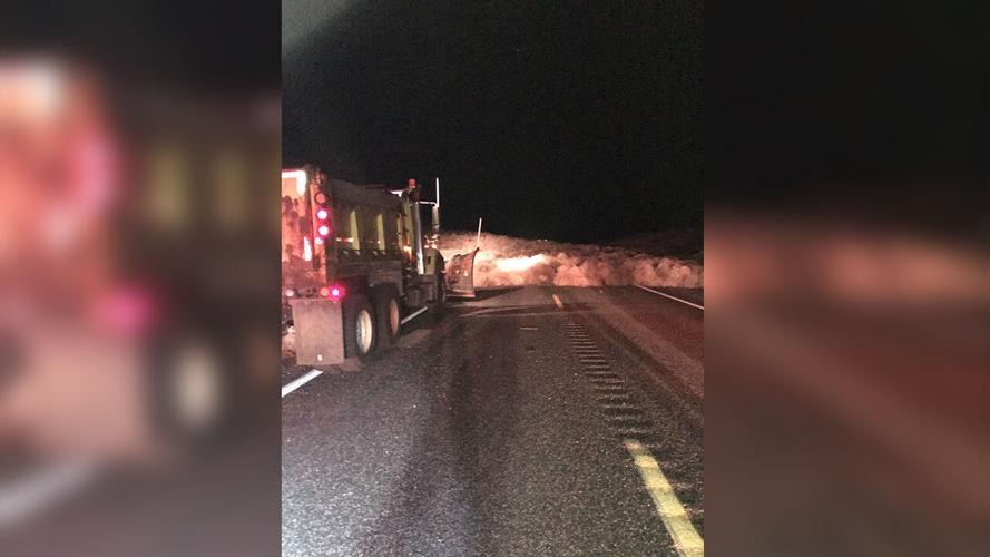 Several cars stuck in massive tumbleweed pile on State Route 240 ...