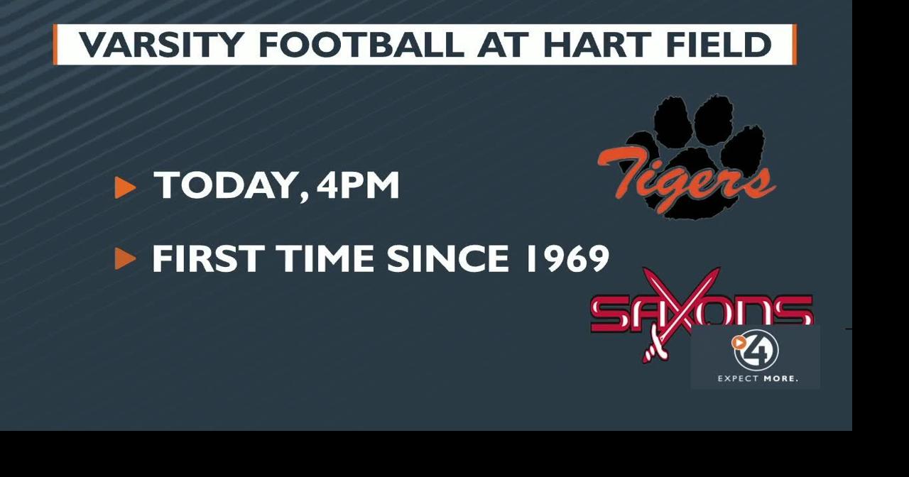 LC hosts varsity football at Hart Field for first time in 50 years ...