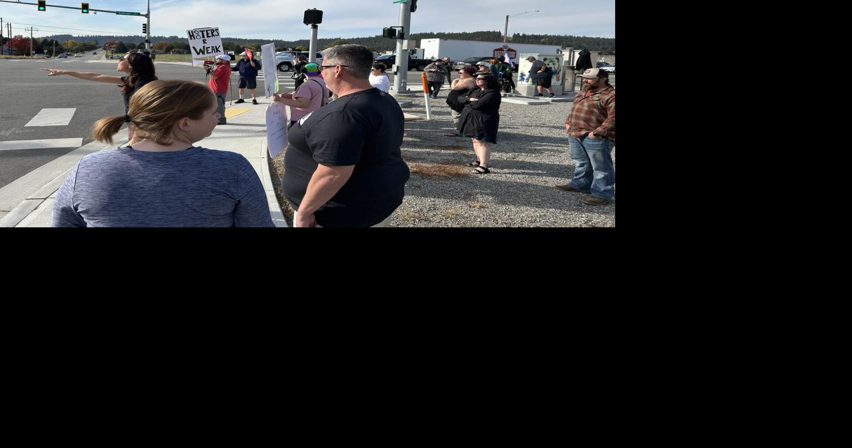 Counter-protesters gather against church demonstration | News | kxly.com