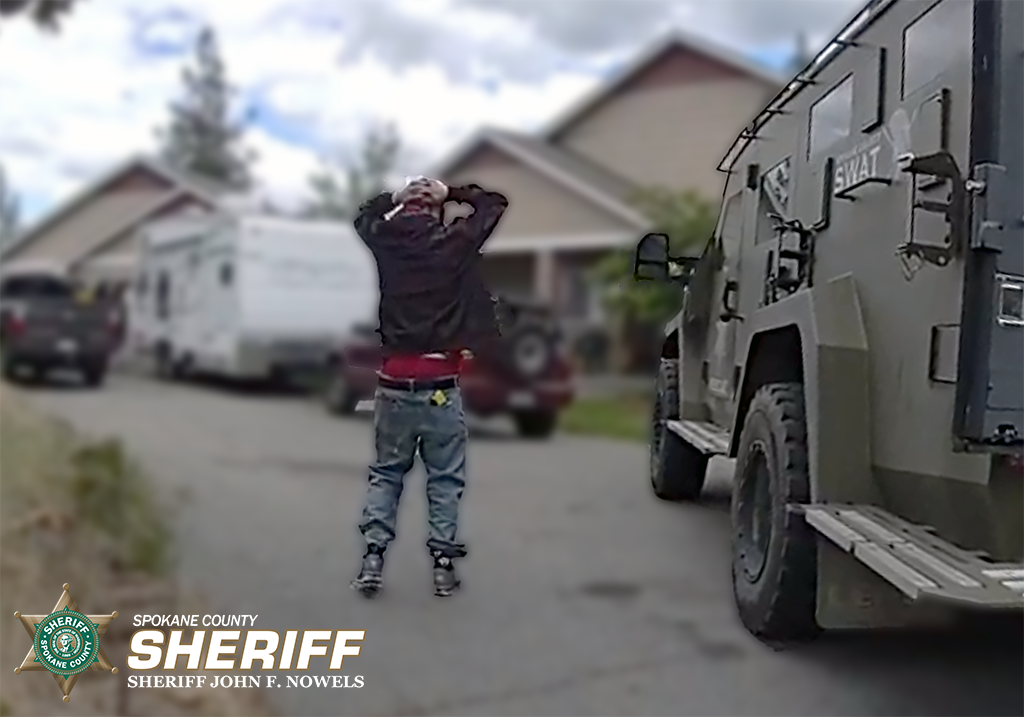 Two people arrested for home burglary turned SWAT standoff near Liberty ...