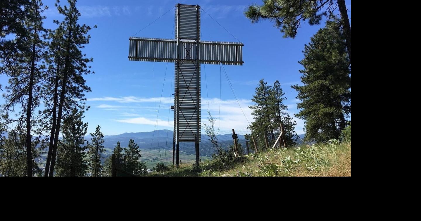 Iconic Colville Cross vandalized, lights shot out | Crime | kxly.com