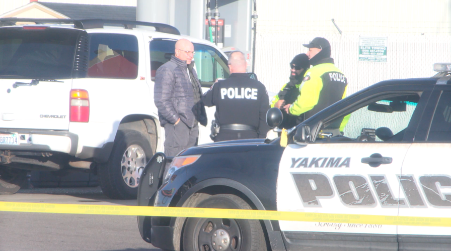 Three people killed in 'random shooting' at Yakima Circle K, suspect ...
