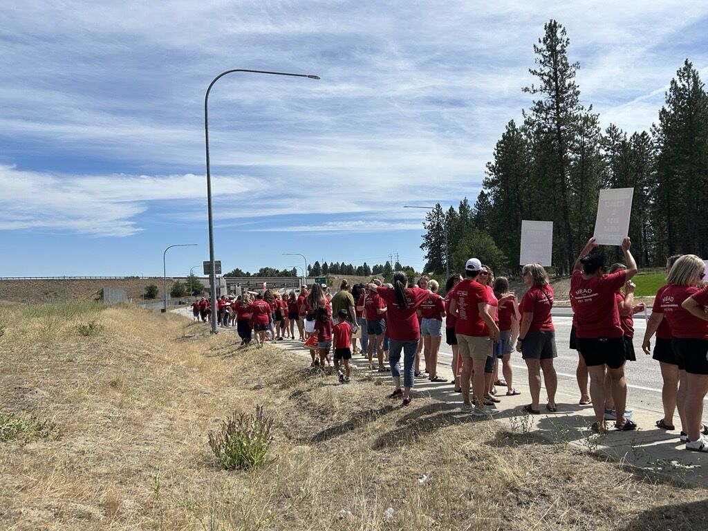 Mead School District teachers rally for contract negotiations as school ...