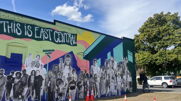 New mural unveiled in East Central neighborhood | Entertainment | kxly.com