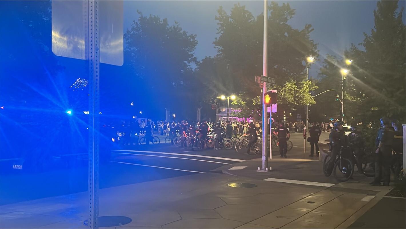 Spokane Falls Boulevard reopened after multiple No Kings protesters ...