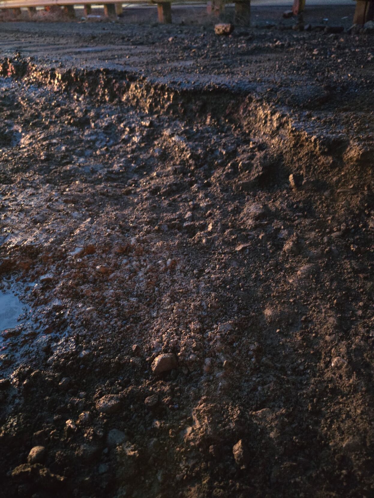 Pothole repaired on I-90 in Spokane Valley | News | kxly.com