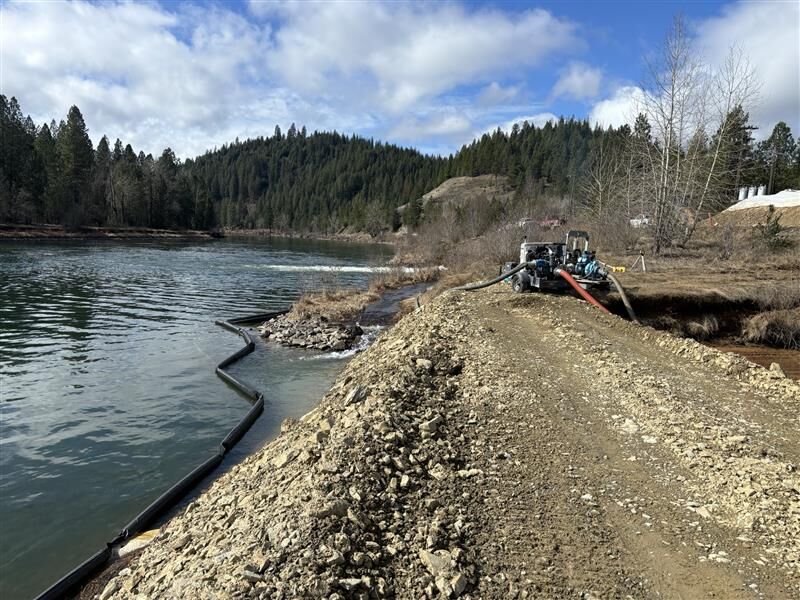 Crews race to repair damaged river levy in Kootenai County | News ...