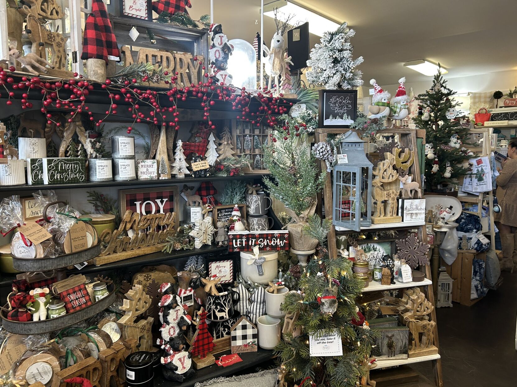 Holiday Shopping Knick-Knacks | | kxly.com