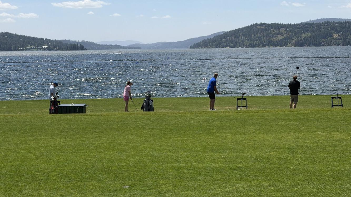 KXLY radio stations tee off to help families in Christmas Wish Golf ...