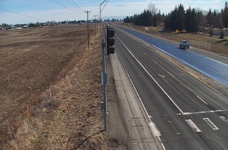 Highway 2 down to one lane for water near Fairchild | News | kxly.com