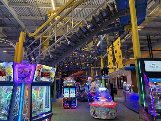 New family entertainment center open in Spokane Valley | News | kxly.com
