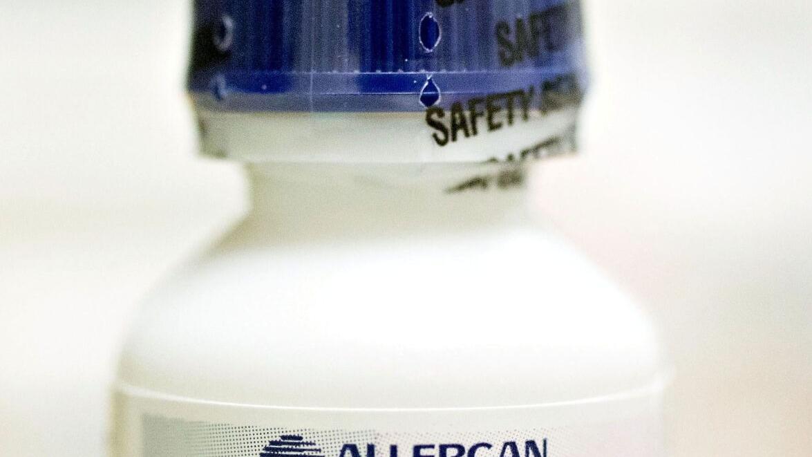 Trump administration strikes deal with AbbVie to cut costs of certain ...