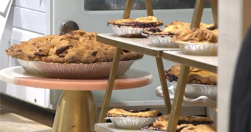 Spokane pie shop's delicious creations grace hundreds of Thanksgiving ...