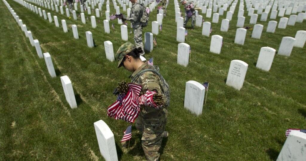 What’s the difference between Veterans Day and Memorial Day? | Holidays ...