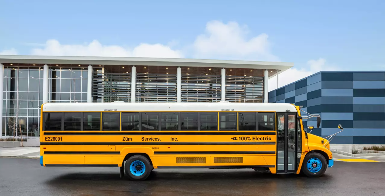 New SPS school bus company Zum looks to keep parents and students ...