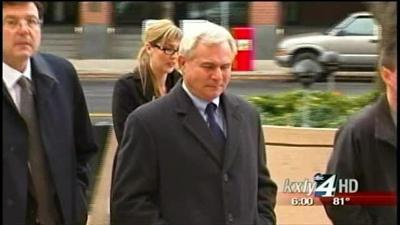 Karl Thompson’s attorneys argue for new trial | Local News | kxly.com