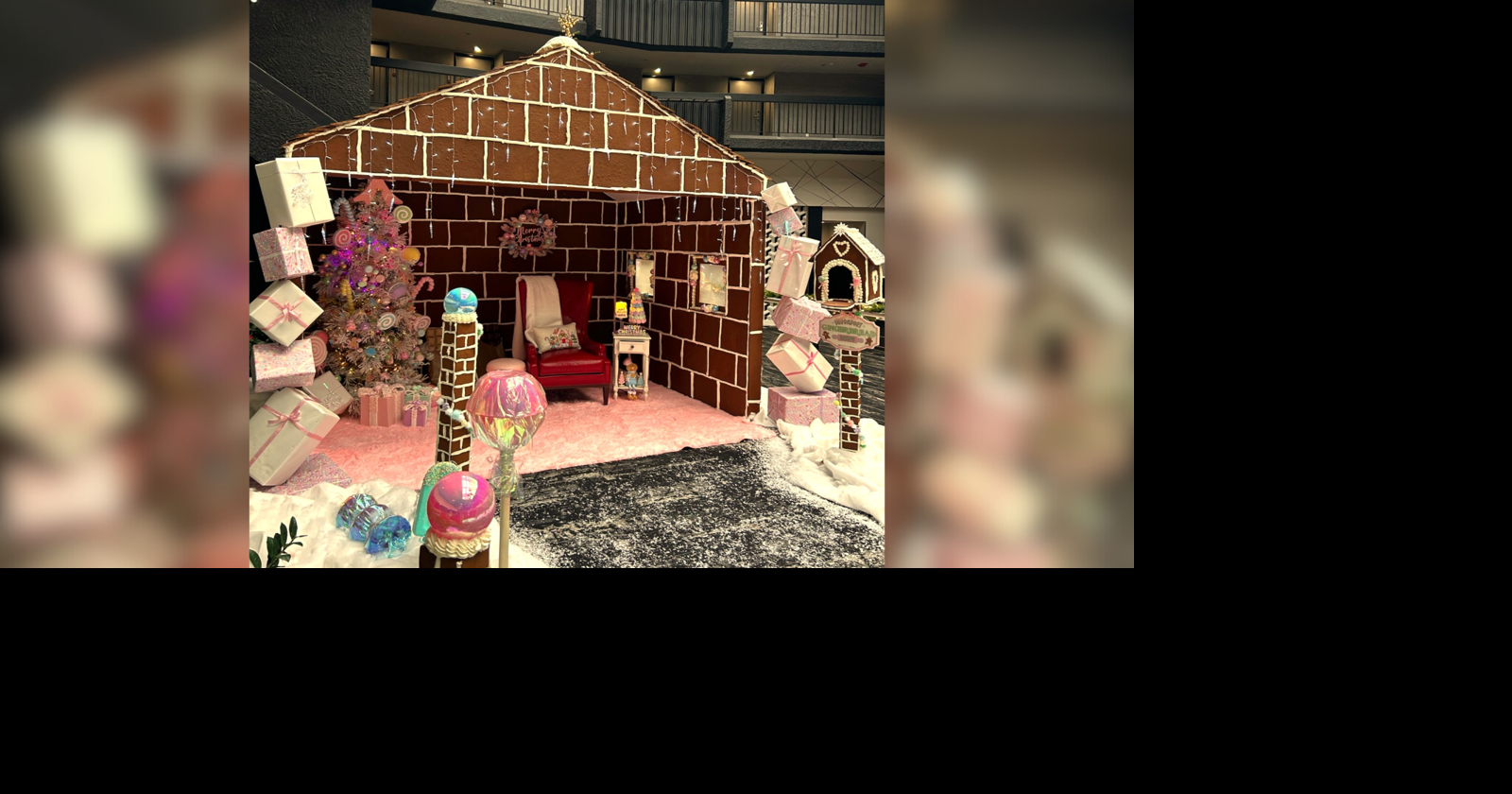 largest gingerbread house