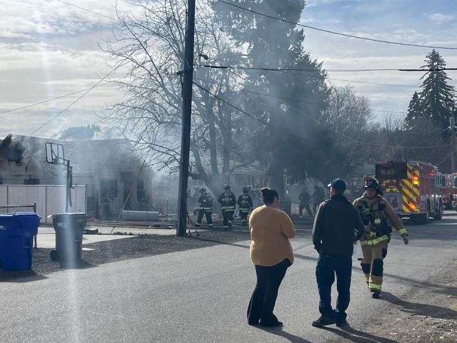 Emergency crews put out house fire in Spokane Valley, arson suspect ... Emergency crews put out house fire in Spokane Valley, arson suspect ...