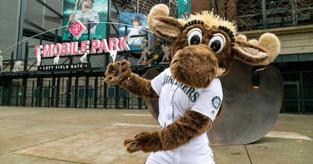 mariners mascot moose