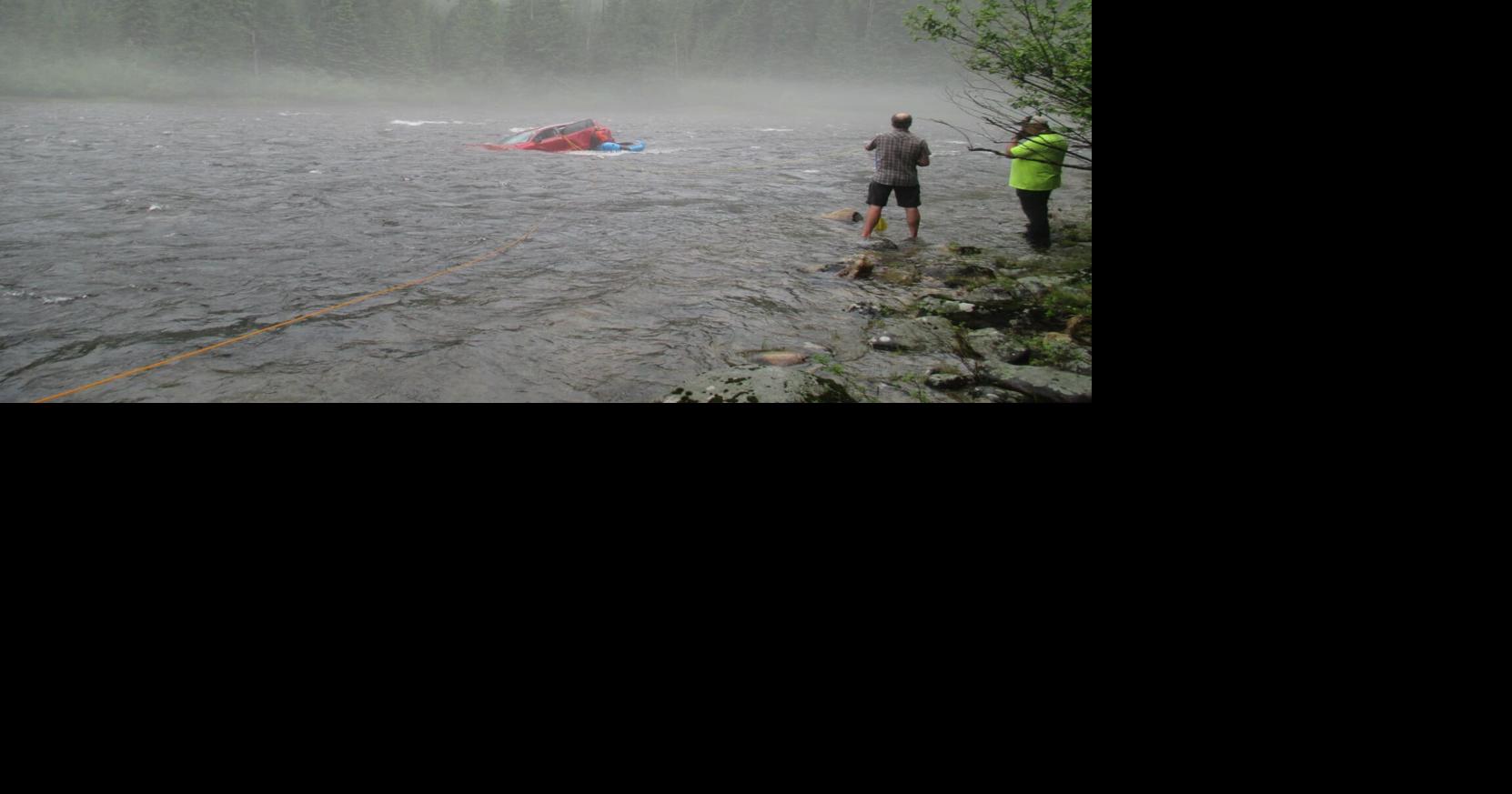 Firefighter rescues 91-year-old man stuck in car in Lochsa River | News ...