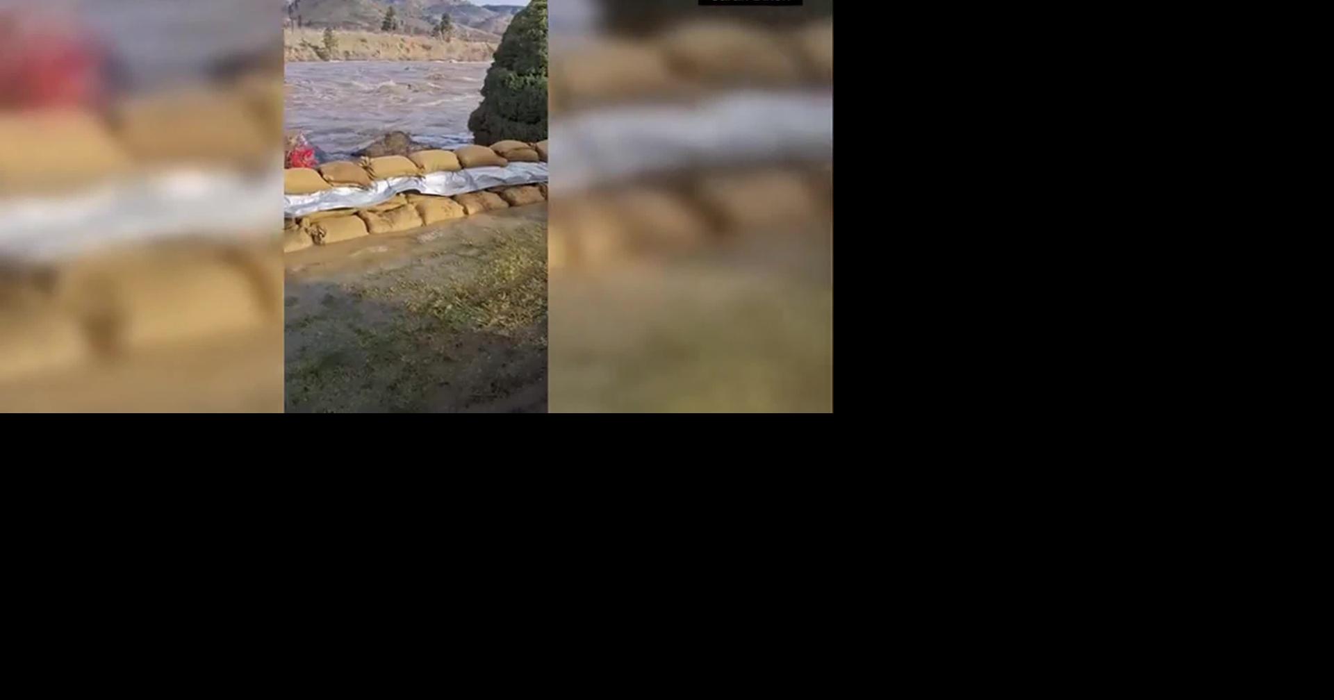 RAW: WA: FLOODS/VOLUNTEERS SANDBAG CASHMERE RIVERBEND | National ...