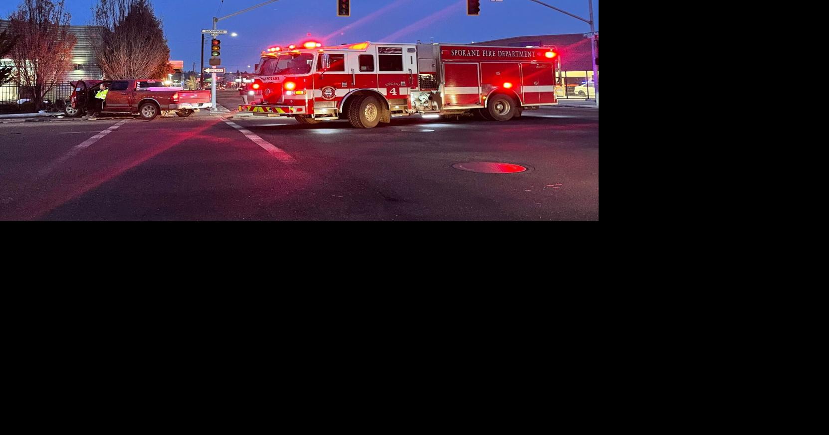 Car crash on Monroe knocks down light pole | News | kxly.com