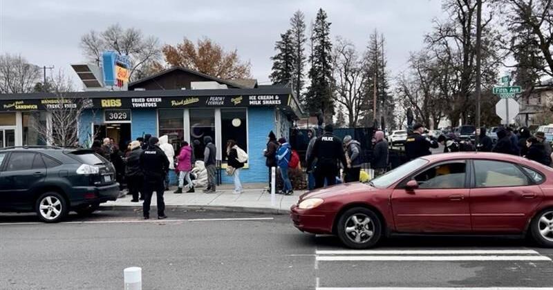 Businesses in Spokane County give back with free Thanksgiving meals ...