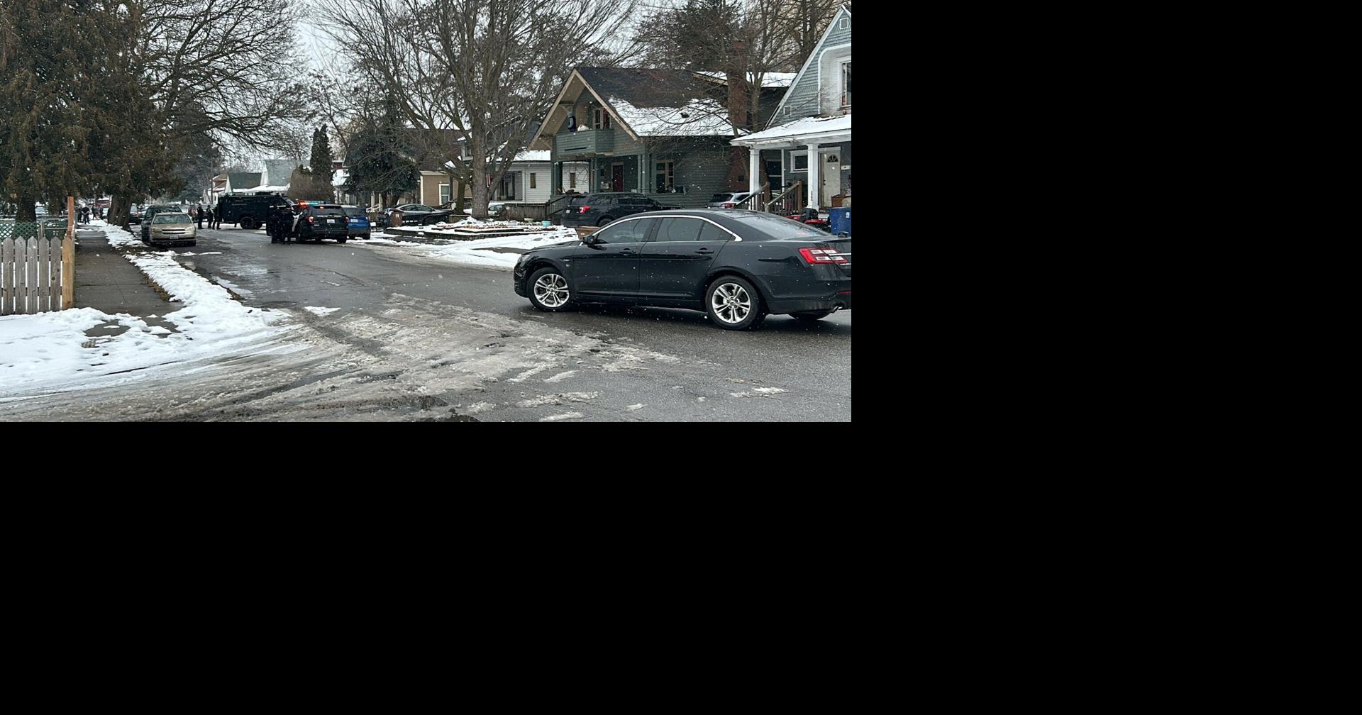 Felon in custody following SWAT standoff in East Central Spokane | News ...