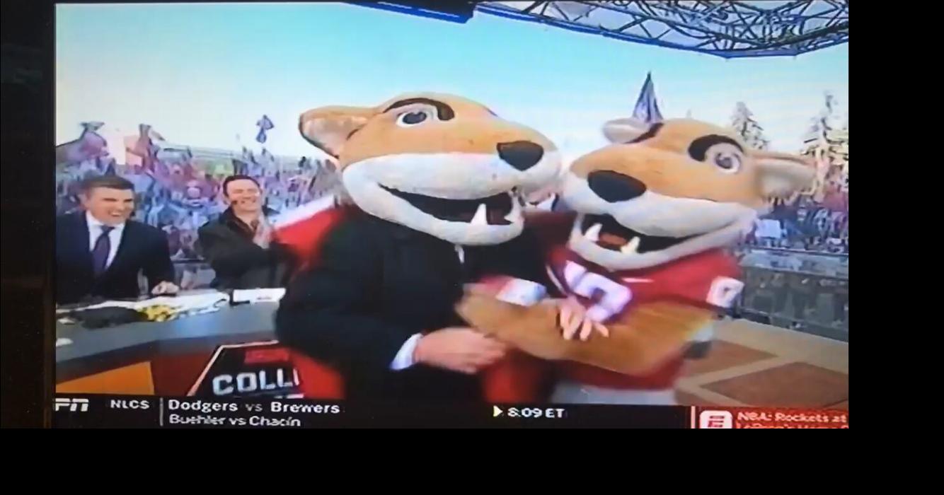 Corso picks the Cougs on historic day in Pullman | Local News | kxly.com