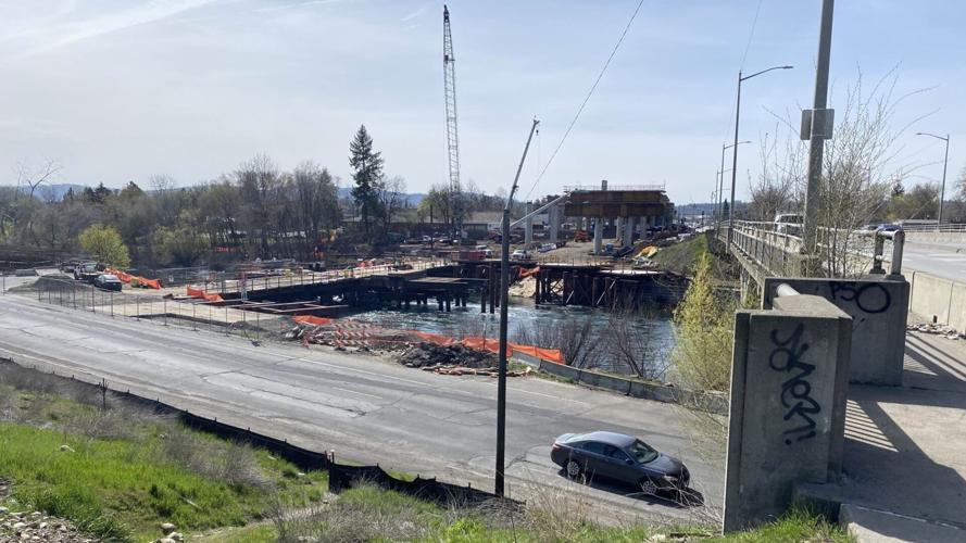 Spokane River closed at Greene Street closing for North Spokane ...