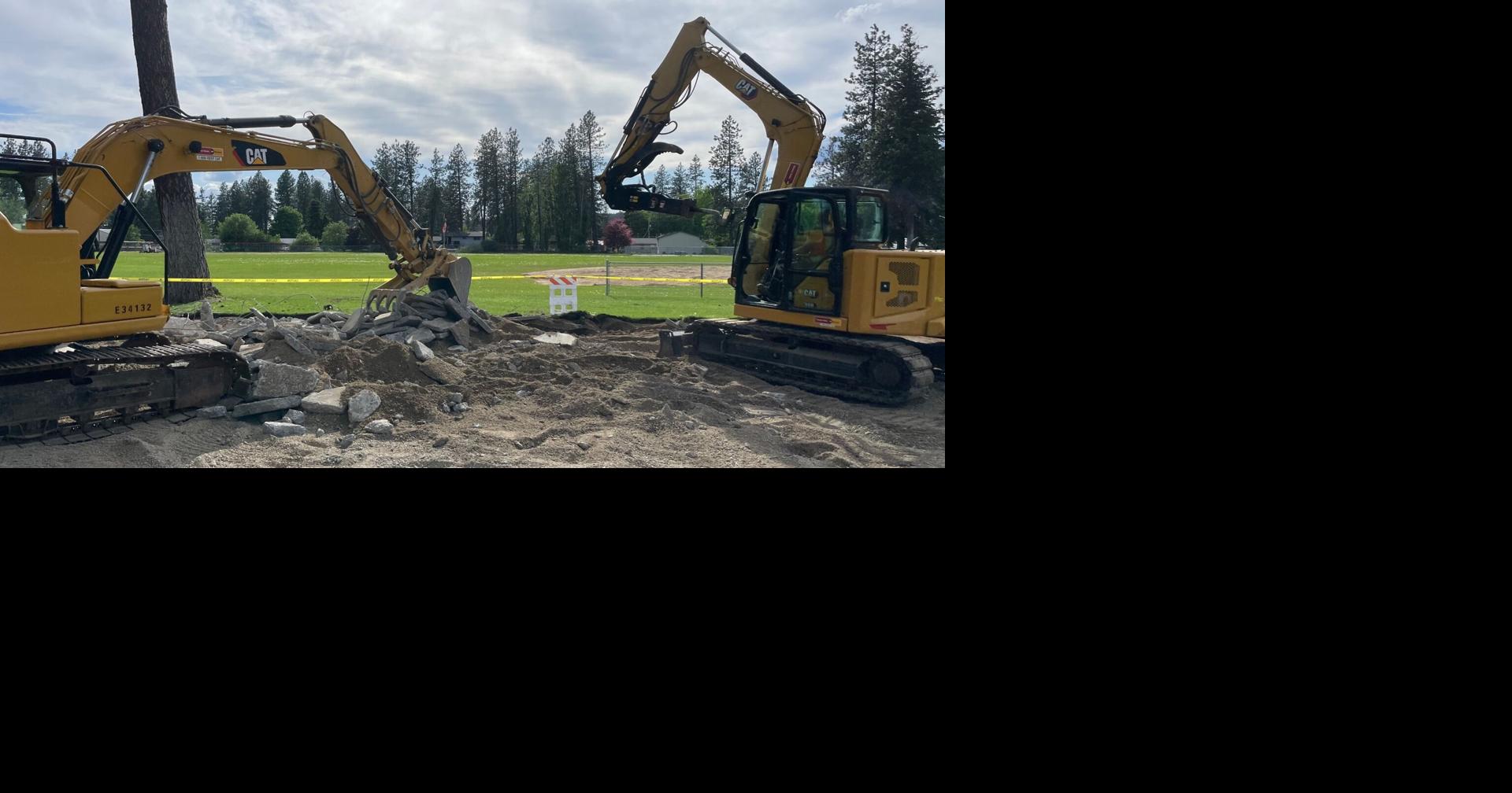 PHOTOS: Diamonds and Dreams Chuck Holt Memorial Field Day 2 | | kxly.com