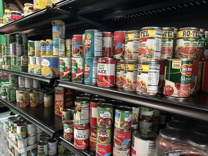 Food bank program ensures holiday meals for those in need | News | kxly.com