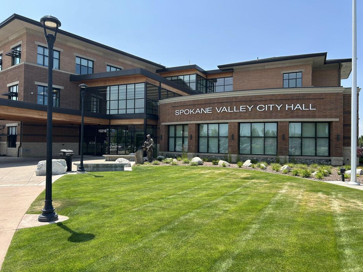 Mike Kelly leads Spokane Valley Position 1 City Council race against ...