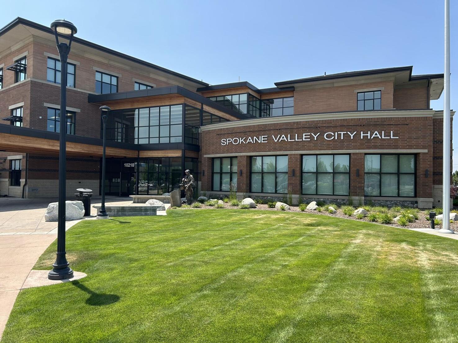 Mike Kelly leads Spokane Valley Position 1 City Council race against ...