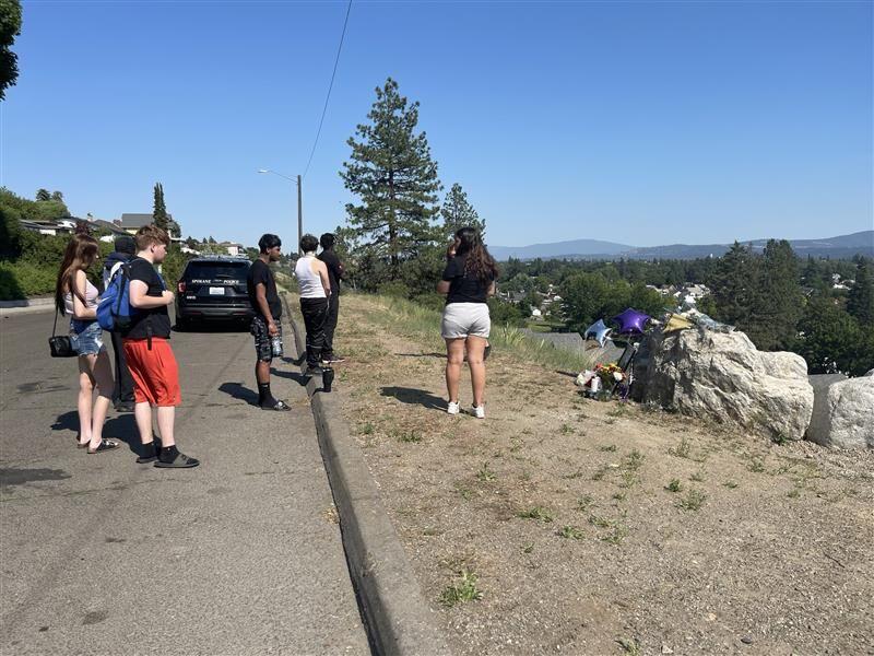 Friends and family gather to mourn teen shot and killed in North ...