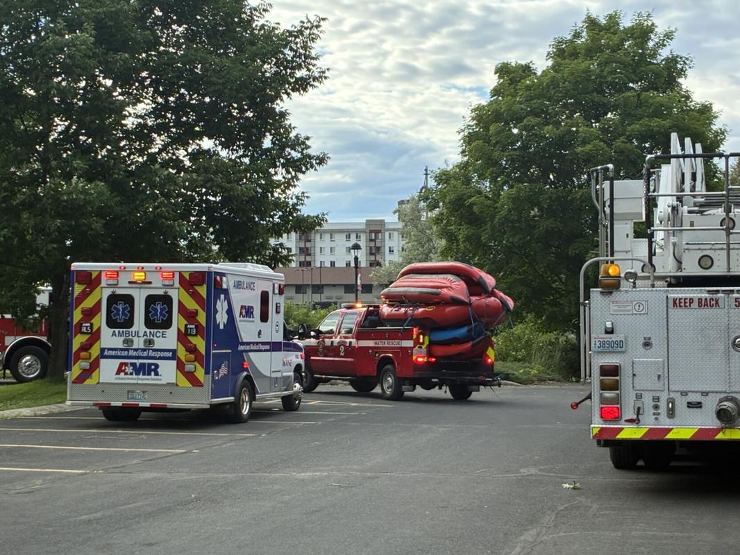 Emergency crews rescue nude woman from Spokane River | News | kxly.com